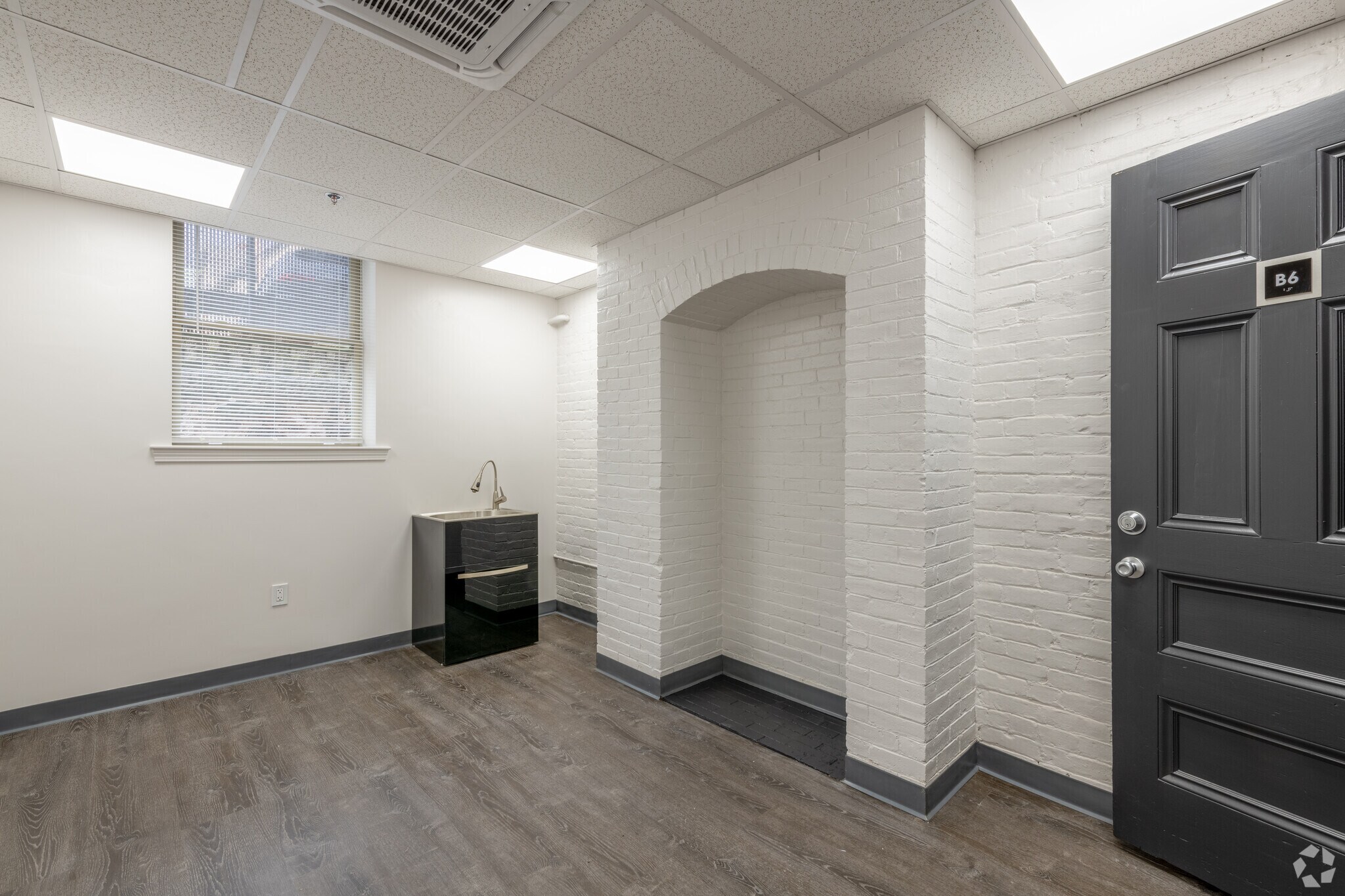 578 Main St, Malden, MA 02148 - Main Street Professional Center | LoopNet