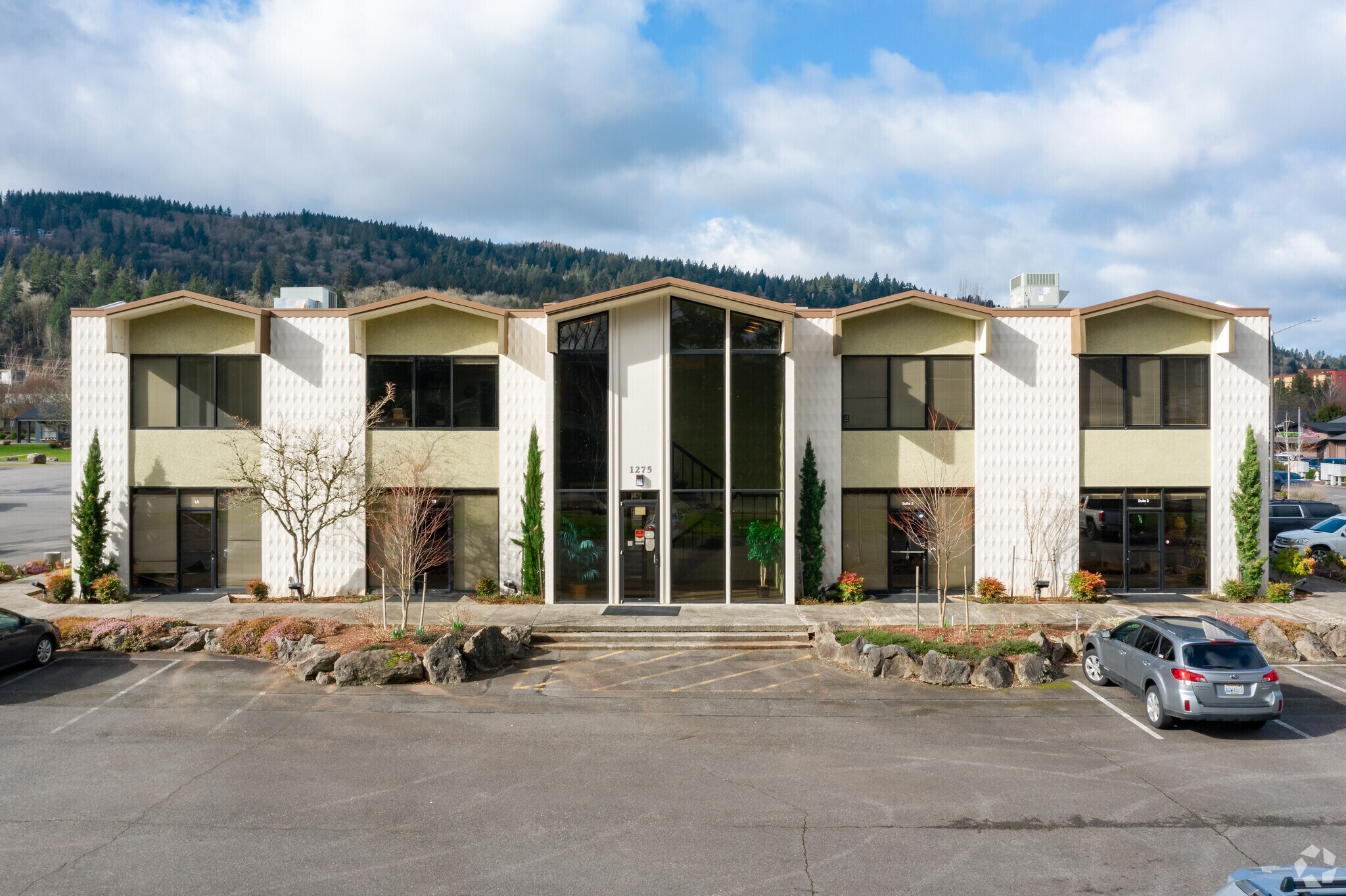 1275 NW 12th Ave, Issaquah, WA 98027 - Rowley Center Bldg | LoopNet