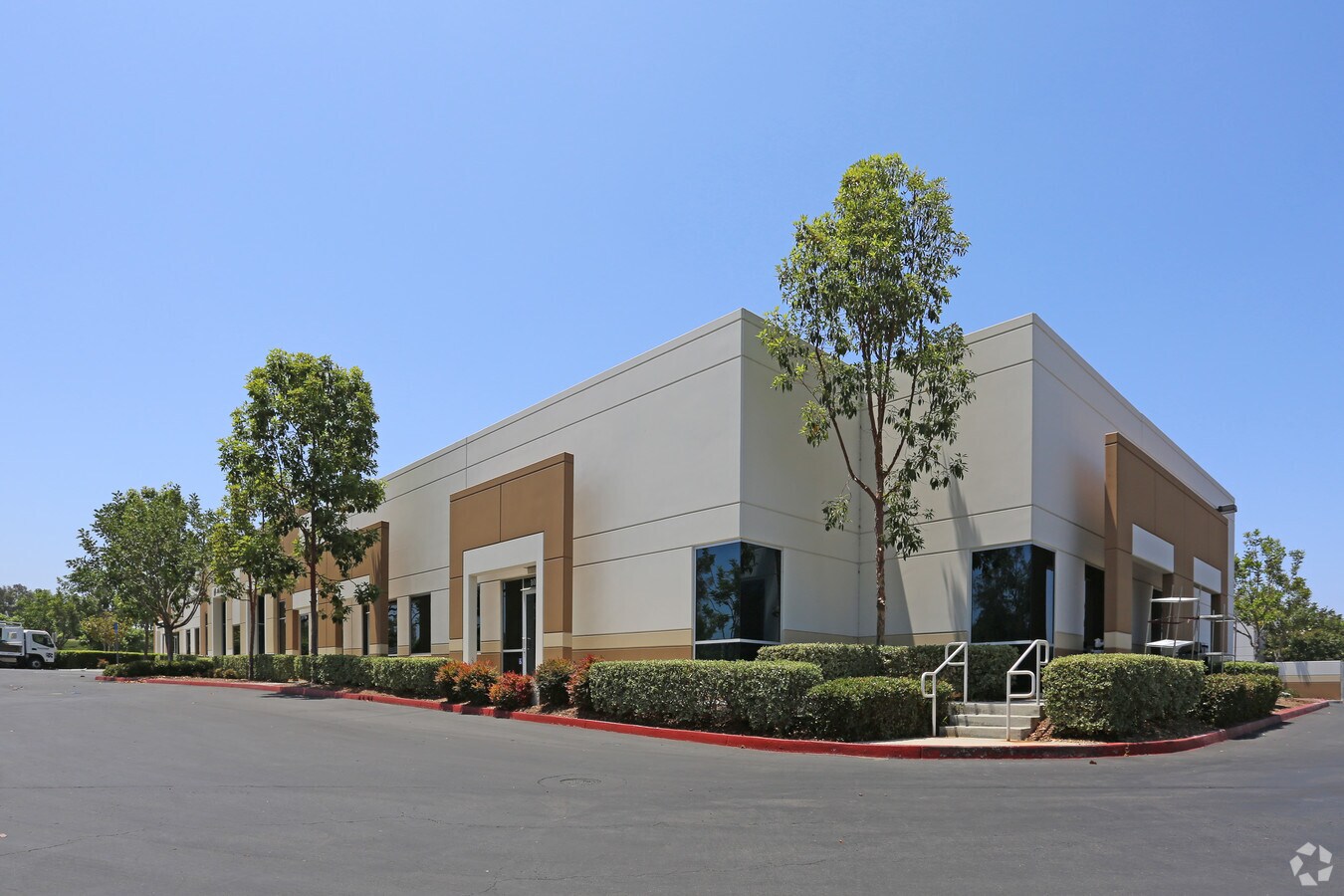 3146 Tiger Run Ct, Carlsbad, CA 92010 | LoopNet