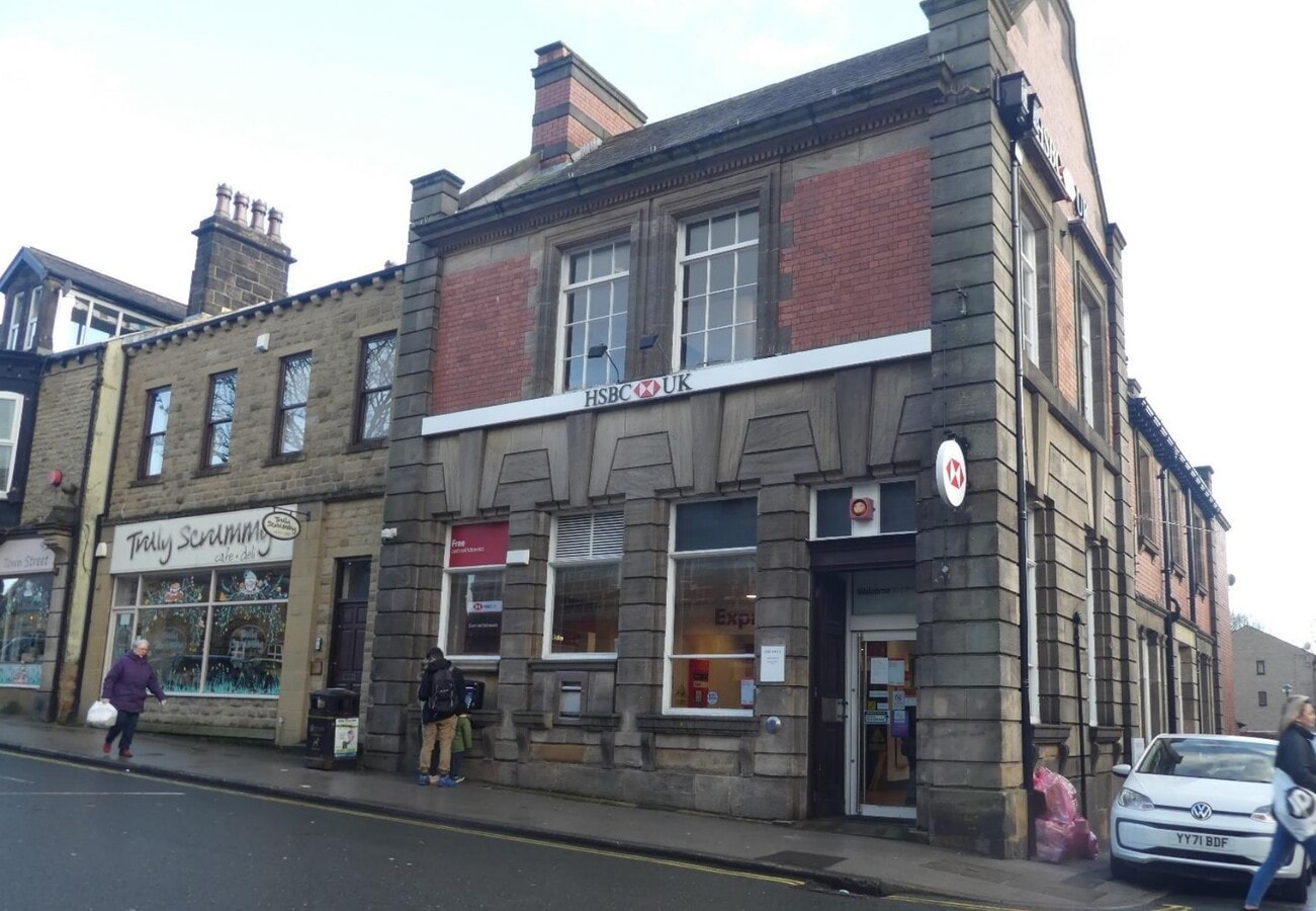 88 Town St, Leeds, LS18 4AR | LoopNet