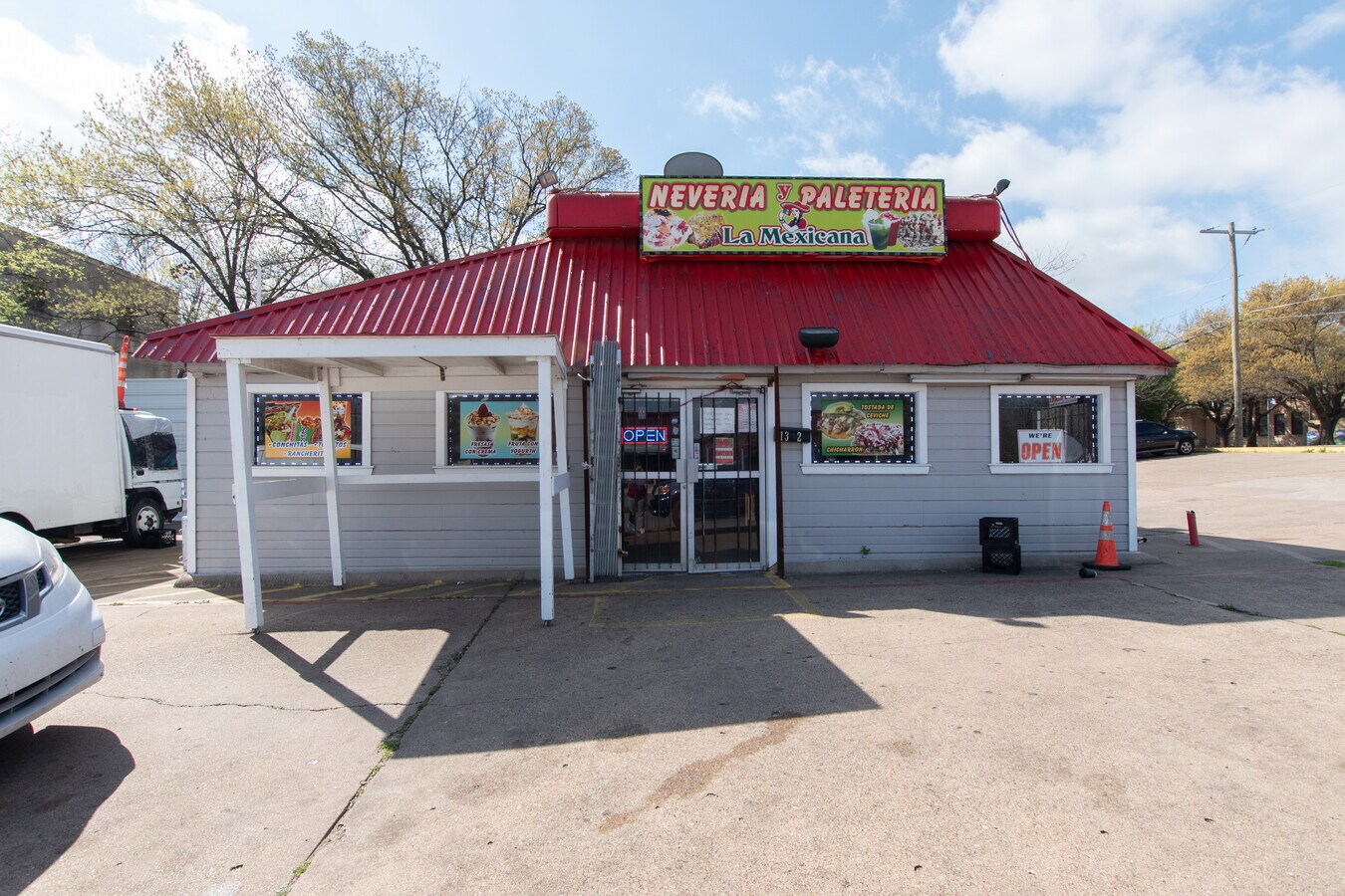 1102 S Edgefield Ave, Dallas, TX 75208 | LoopNet