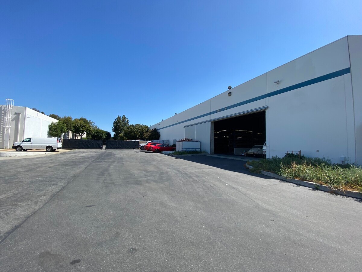 11130-11150 Business Cir, Cerritos, CA 90703 | LoopNet