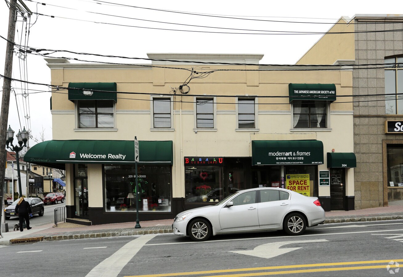 302 Main St, Fort Lee, NJ 07024 | LoopNet 302 Main St, Fort Lee, NJ 07024 | LoopNet
