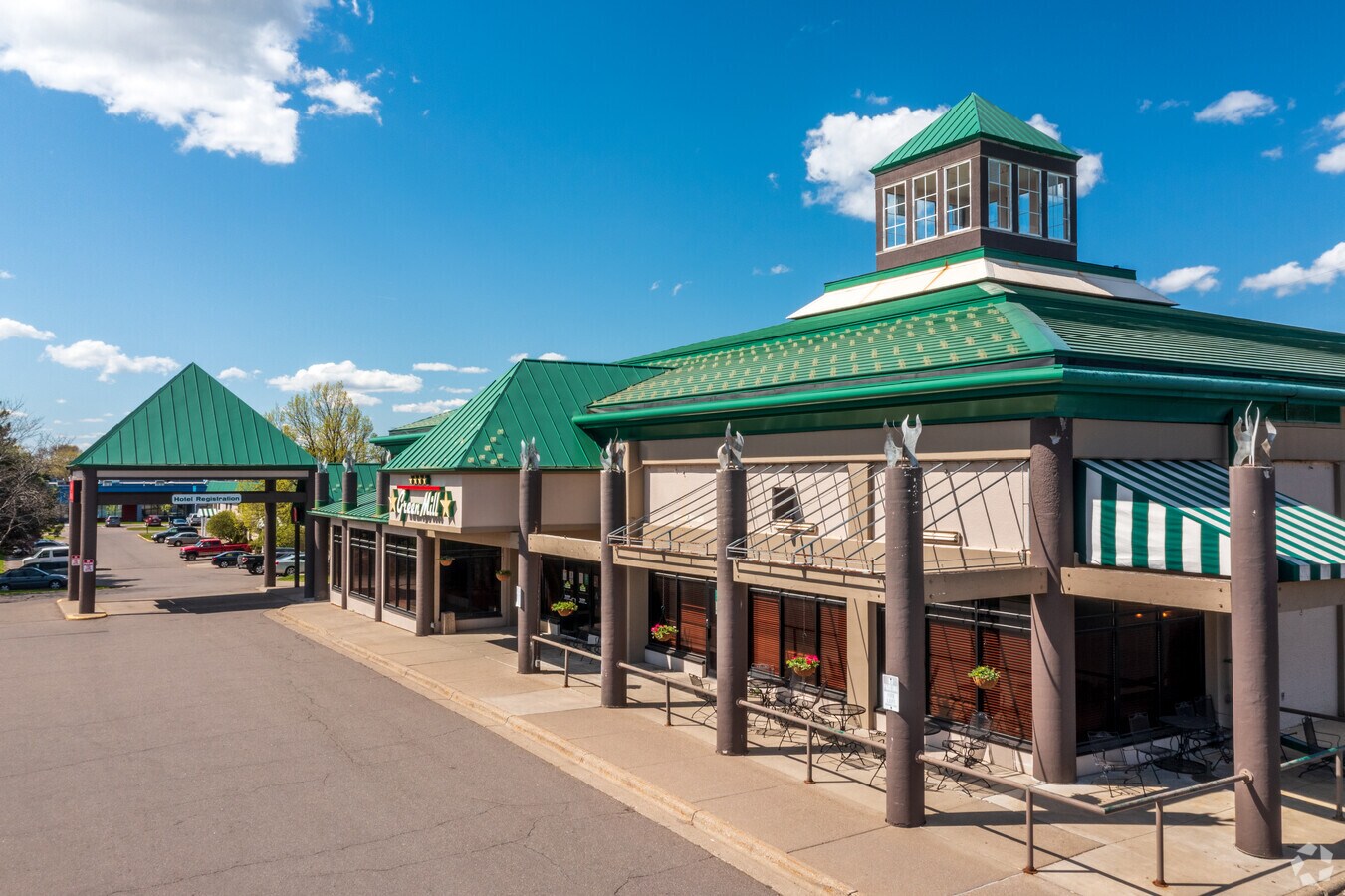 2705 Annapolis Ln N, Plymouth, MN 55441 | LoopNet