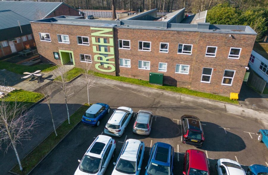 Langhurstwood Rd, Horsham, RH12 4QD - Office for Lease | LoopNet