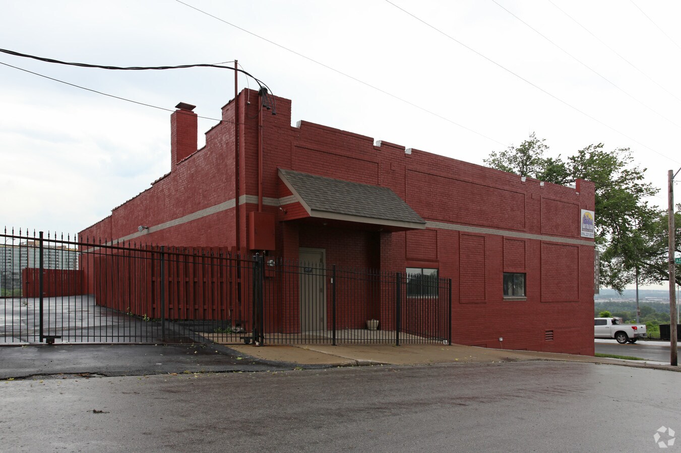 1019 Admiral Blvd, Kansas City, MO 64106 | LoopNet