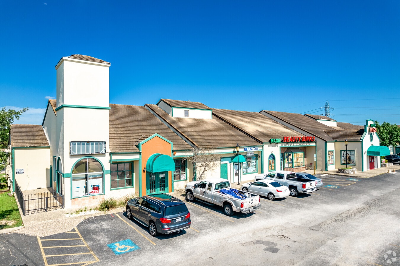 6060 Montgomery Rd, San Antonio, TX 78239 | LoopNet