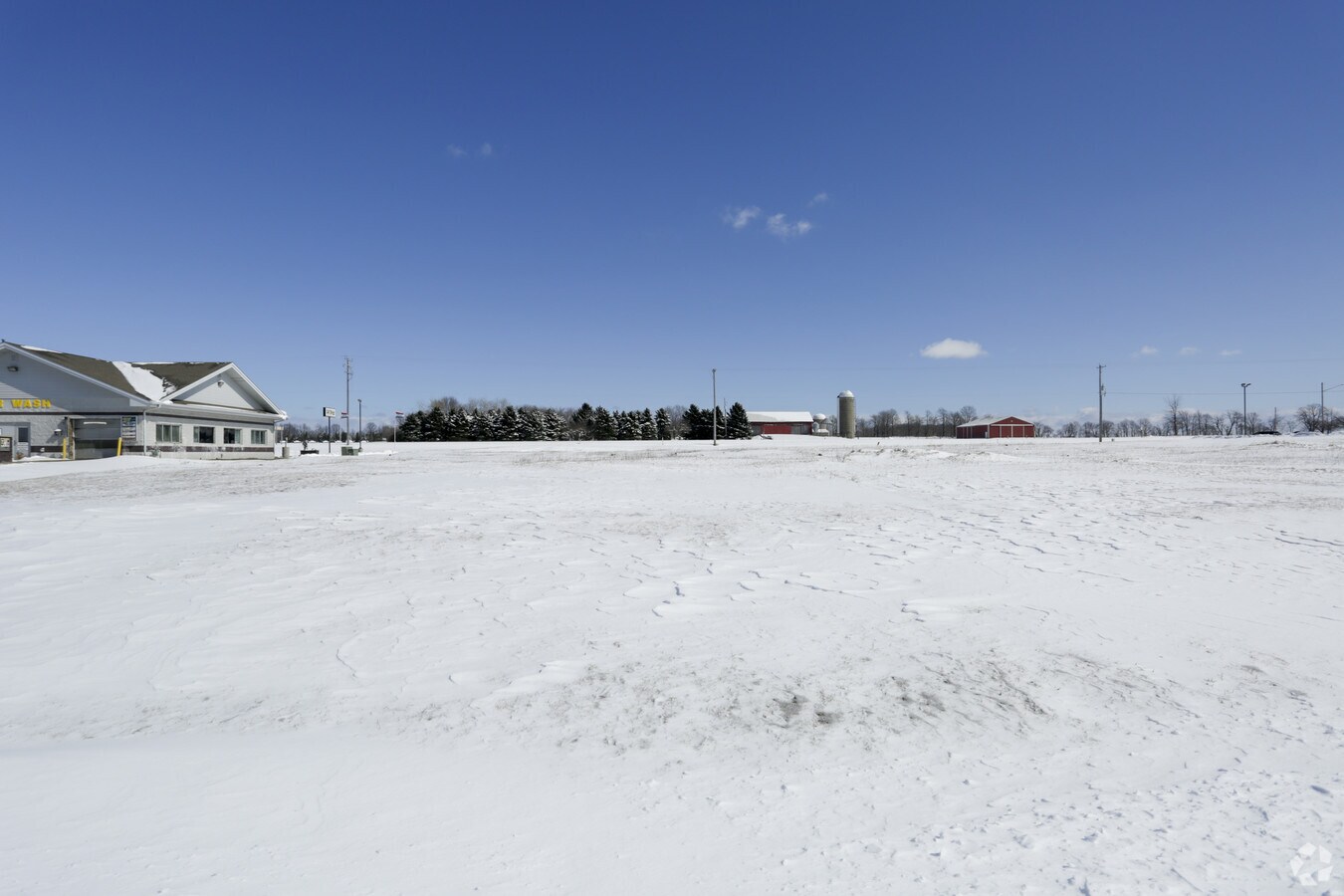 304 E Towne Dr, Random Lake, WI 53075 | LoopNet