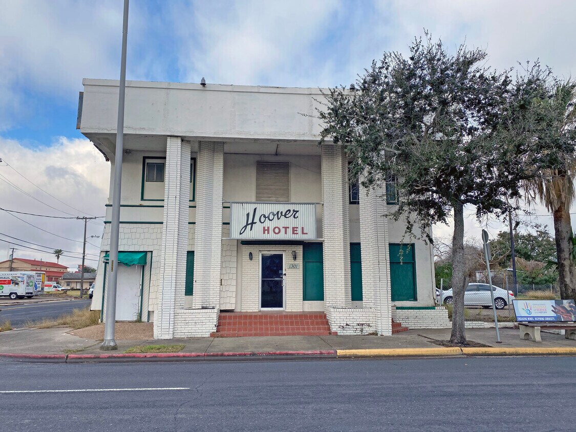 1301 N Chaparral St, Corpus Christi, TX 78401 | LoopNet