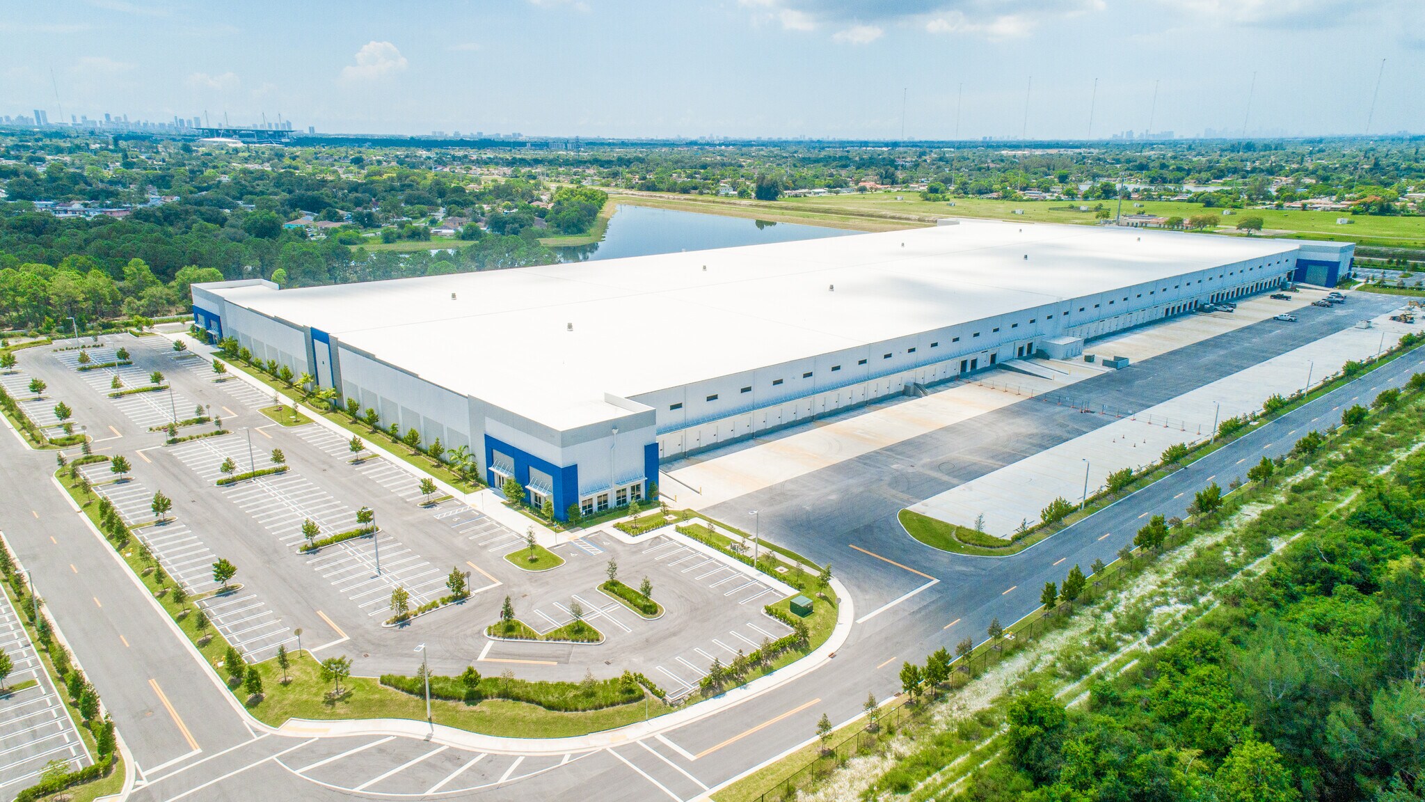 21500 NW 47th Ave, Miami Gardens, FL 33055 - Bridge Point Commerce ...