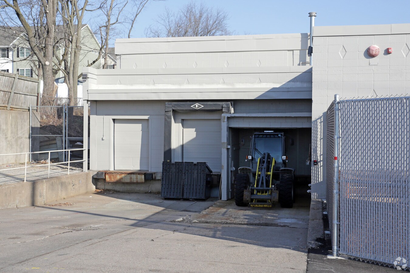 3808 N Brady St, Davenport, IA 52806 | LoopNet