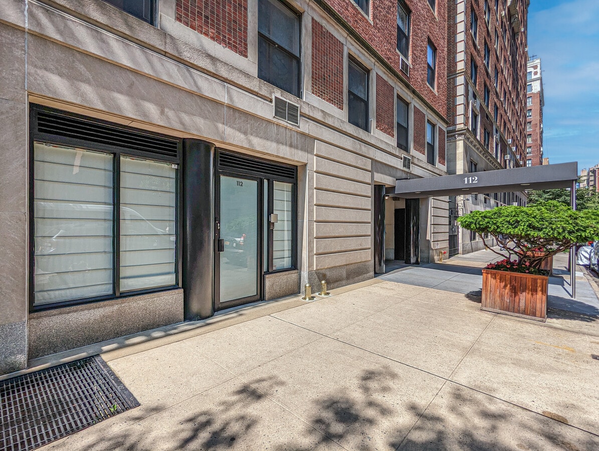 112 E 83rd St, New York, NY 10028 | LoopNet