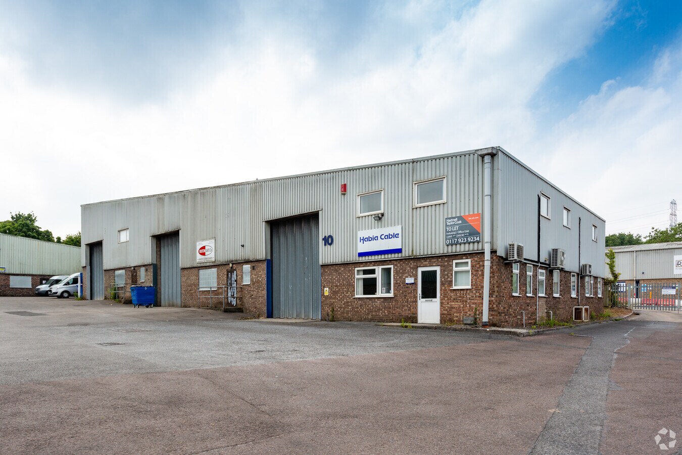 Short Way, Thornbury, AVN BS35 3UT | LoopNet