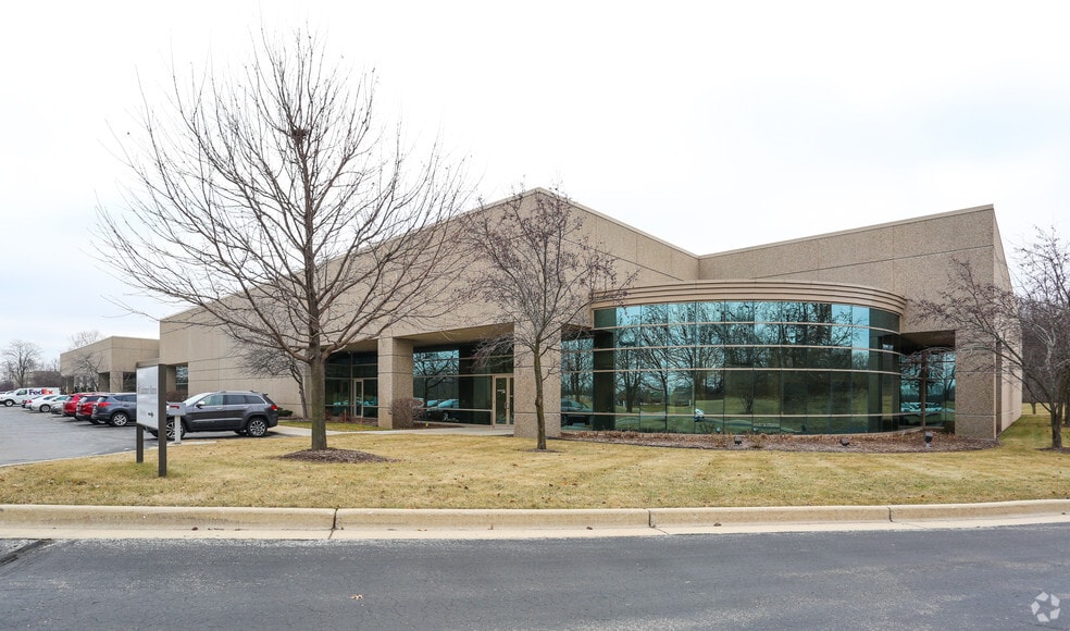 N22 W23977 Ridgeview Pky, Pewaukee, WI 53072 | LoopNet