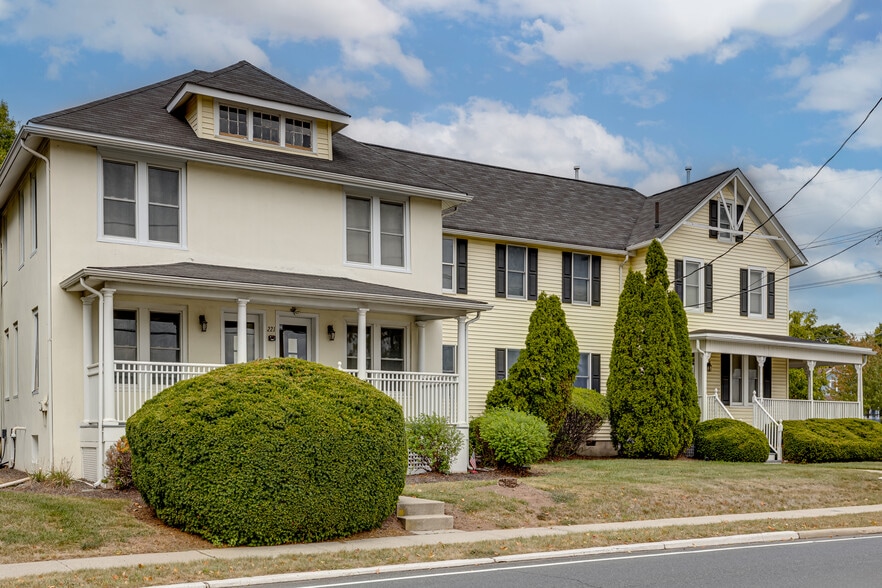 221 S Main St, Flemington, NJ 08822 - Office for Sale | LoopNet