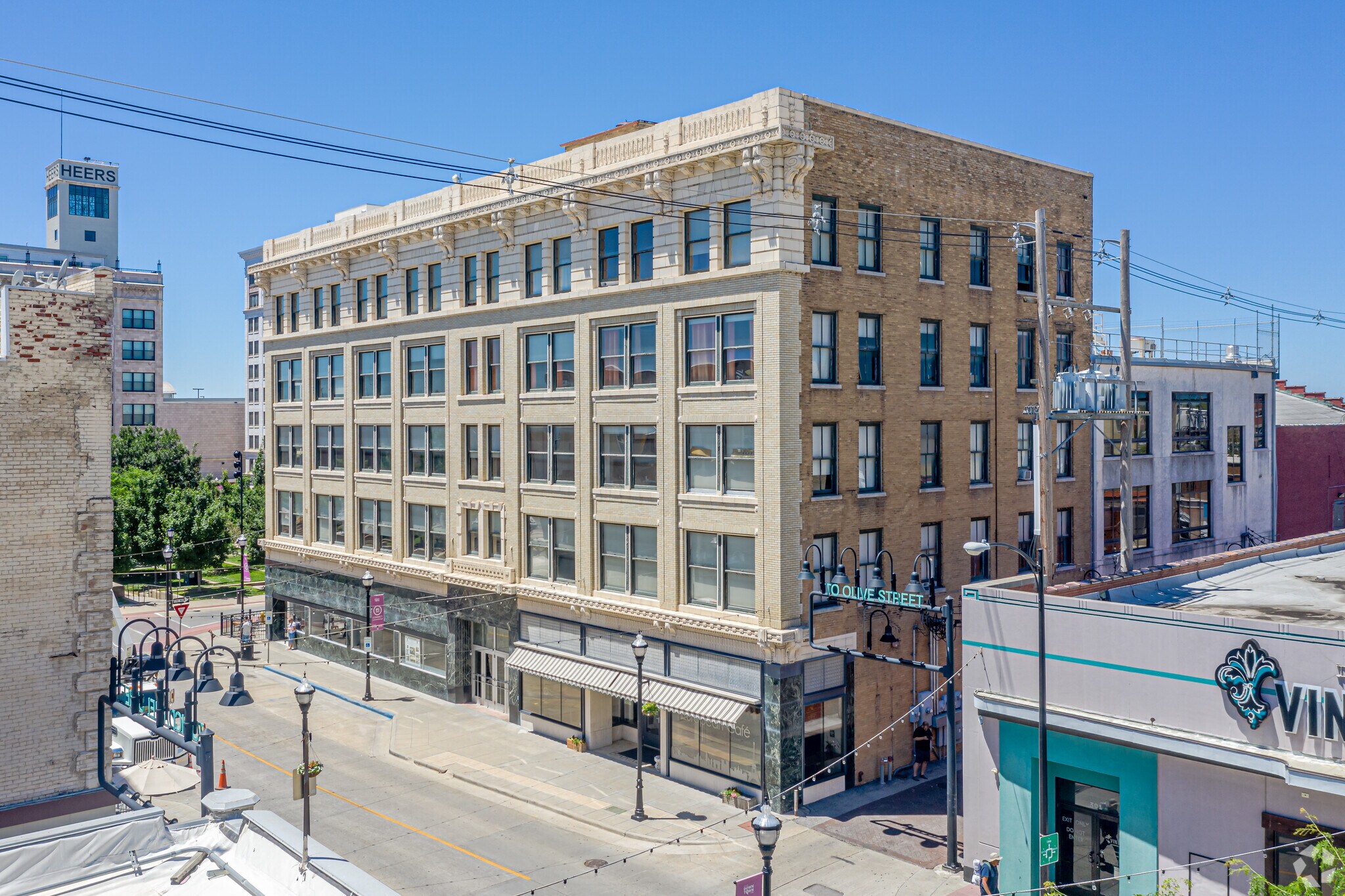 205 Park Central E, Springfield, MO 65806 - Holland Building | LoopNet.com