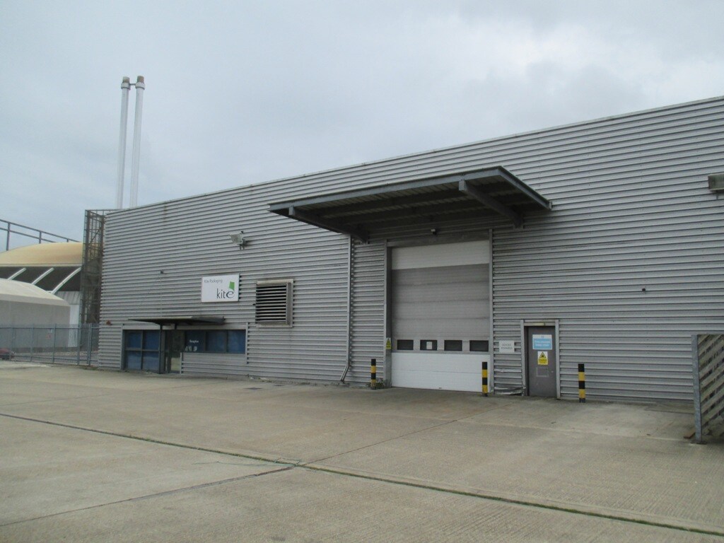 Portfield Rd, Portsmouth, HAM PO3 5SF | LoopNet