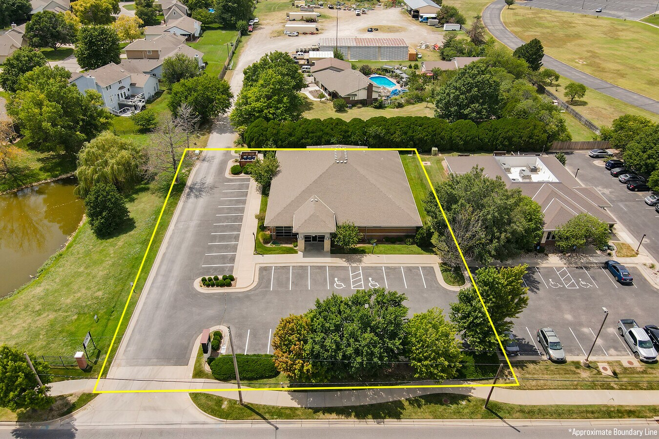 1901 N Maize Rd, Wichita, KS 67212 | LoopNet