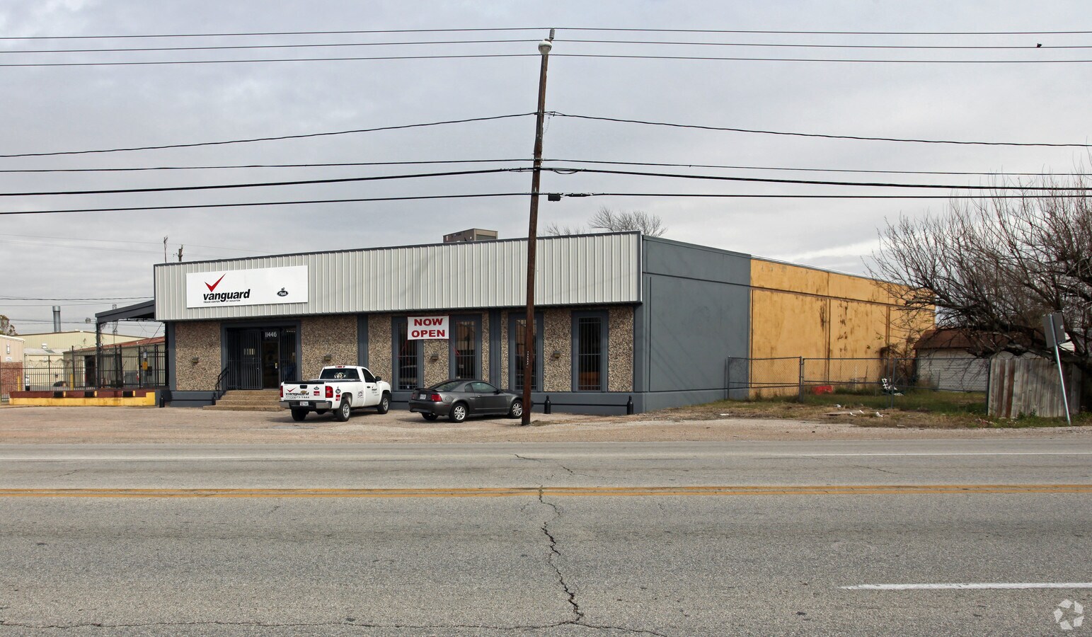 11446 Hempstead Rd, Houston, TX 77092 | LoopNet