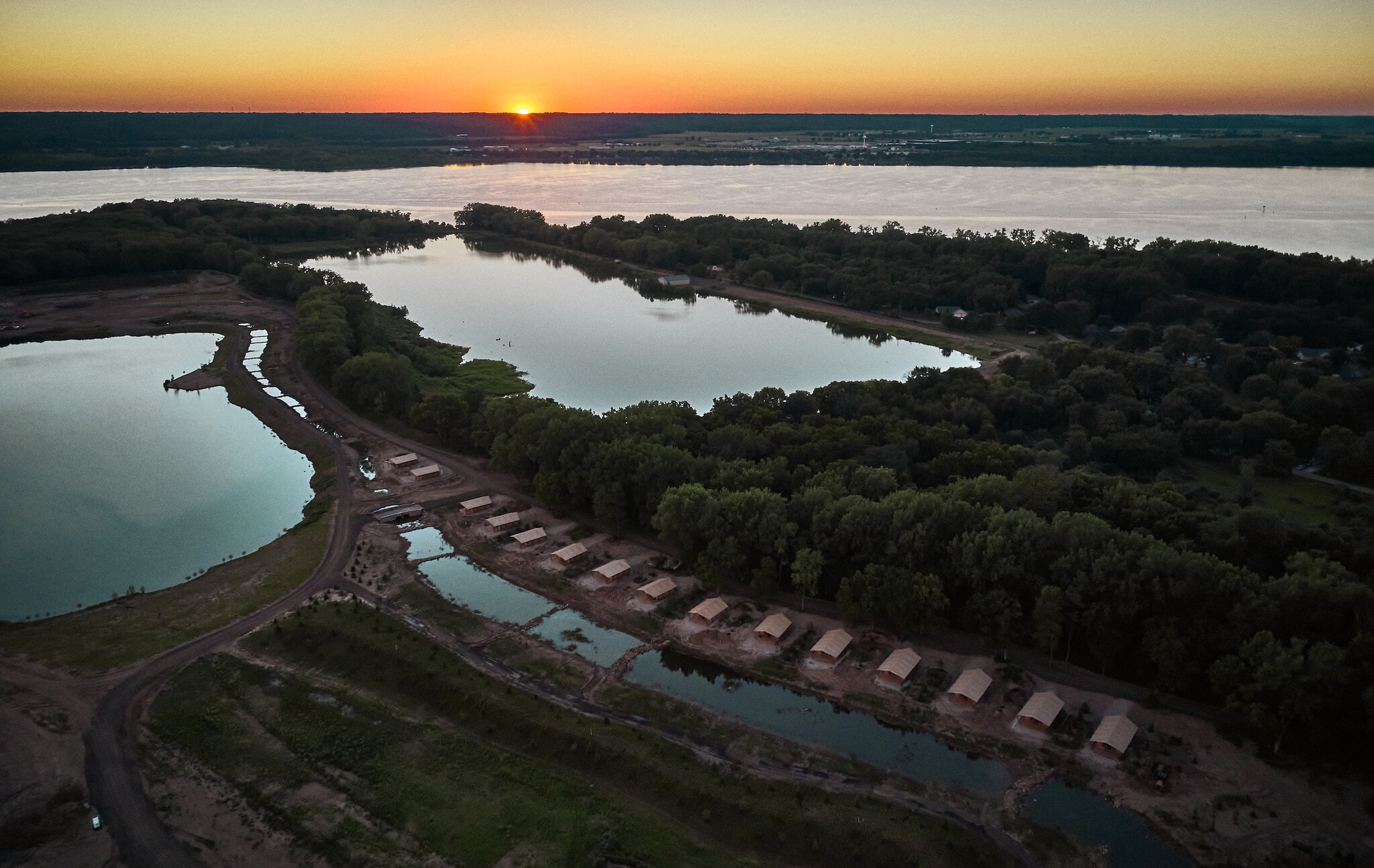 1583 Spring Bay Rd, Spring Bay, IL 61611 - Sankoty Lakes | LoopNet