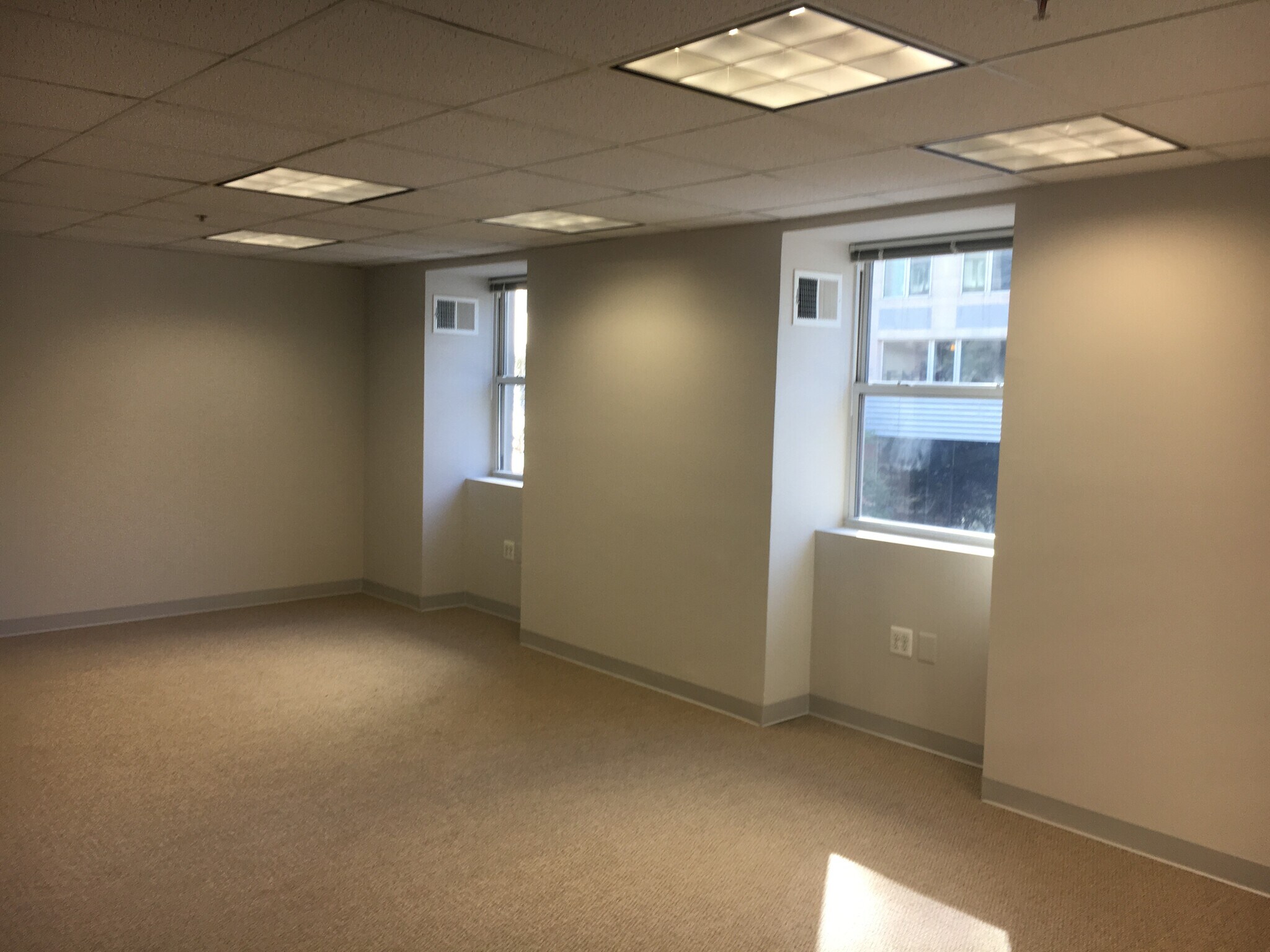 1100 H St NW, Washington, DC 20005 - RB properties Inc | LoopNet