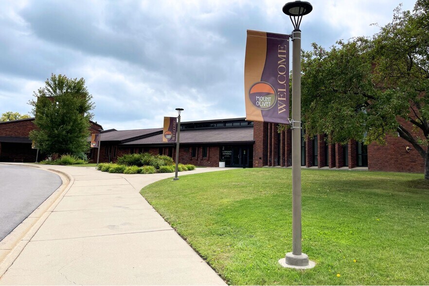 12235 Old Rockford Rd, Plymouth, MN 55441 | LoopNet