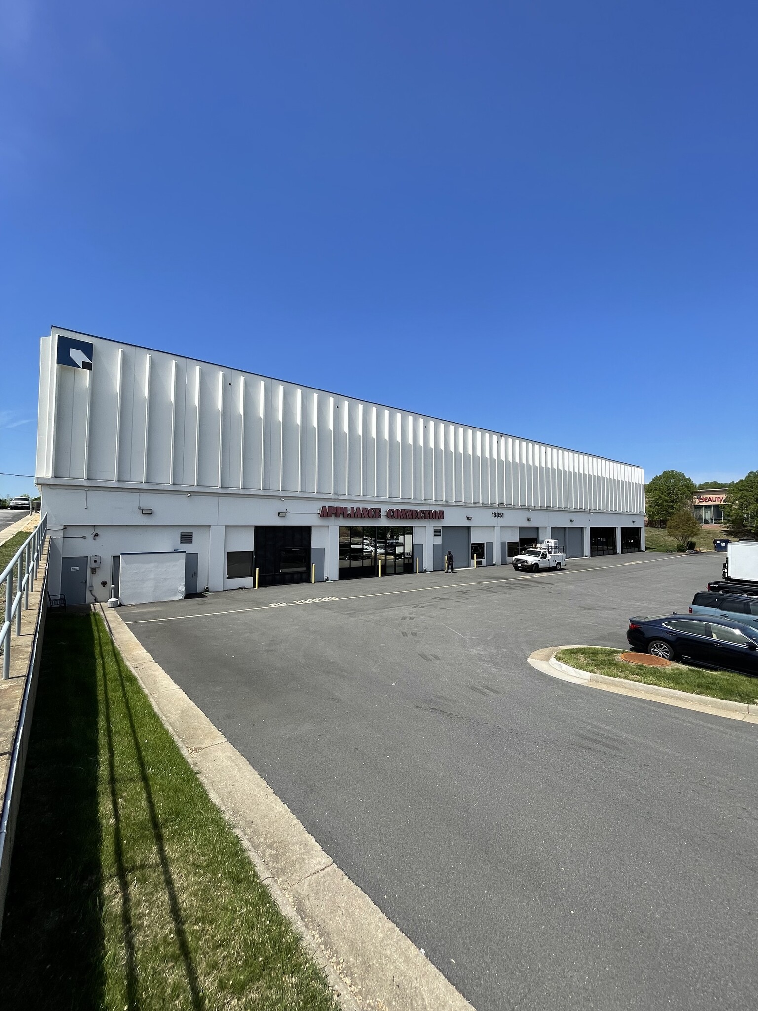 13851 Telegraph Rd, Woodbridge, VA 22192 - Parkway Business Center ...