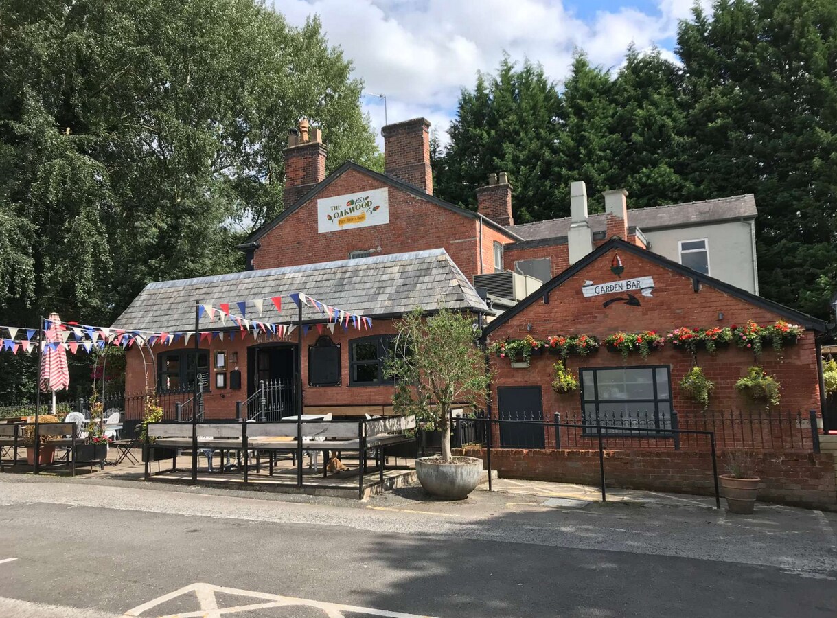 Brook Ln, Alderley Edge, SK9 7RU - The Oakwood | LoopNet