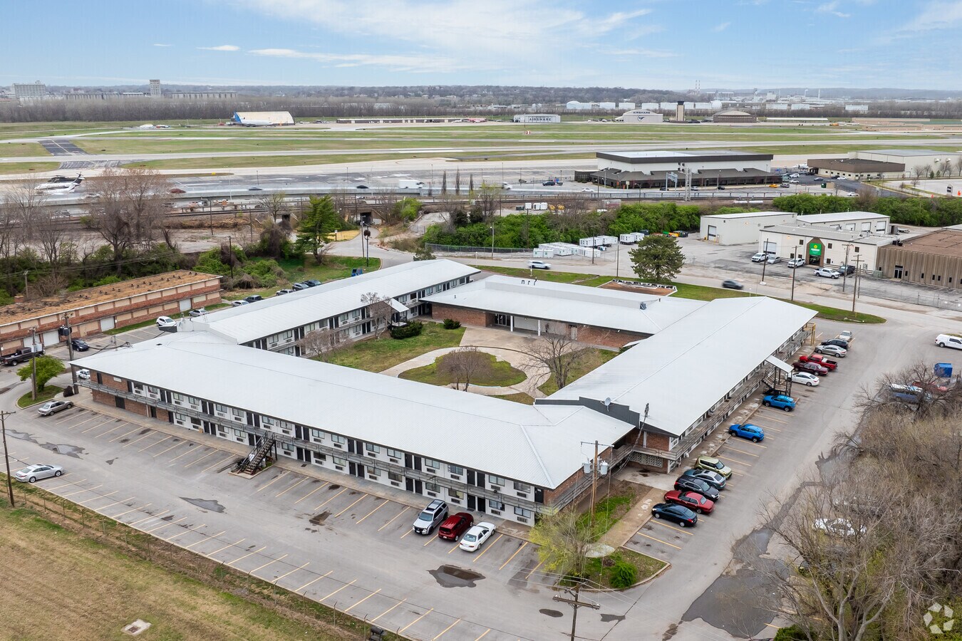 115 NW Harlem Rd, Kansas City, MO 64116 | LoopNet