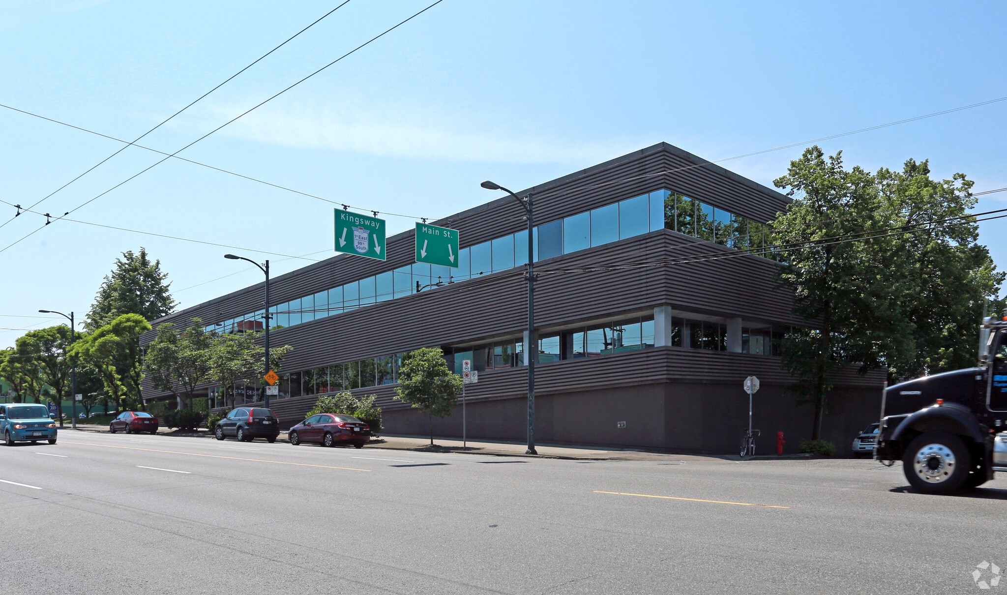 2015 Main St, Vancouver, BC V5T 3C2 - M1 | LoopNet