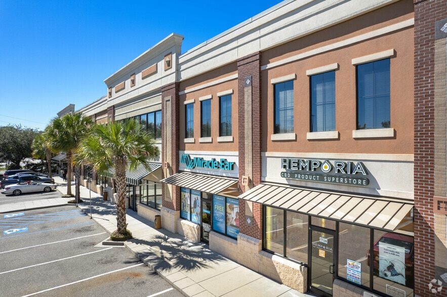 2000 Sam Rittenberg Blvd, Charleston, SC 29407 - Harrell Square | LoopNet