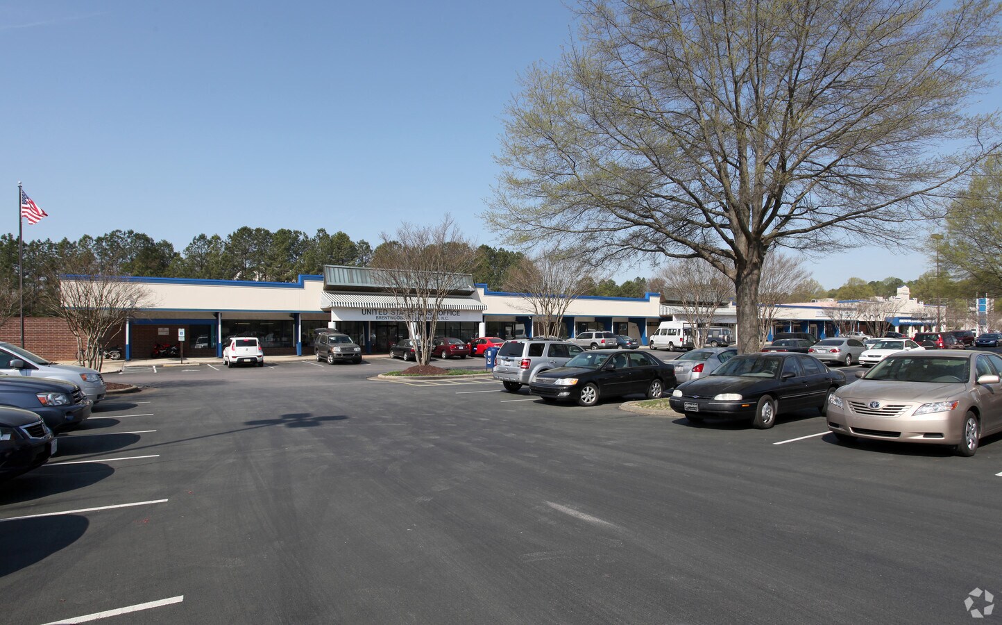 2777-2832 Capital Blvd, Raleigh, NC 27604 - Stony Brook Shopping Center ...