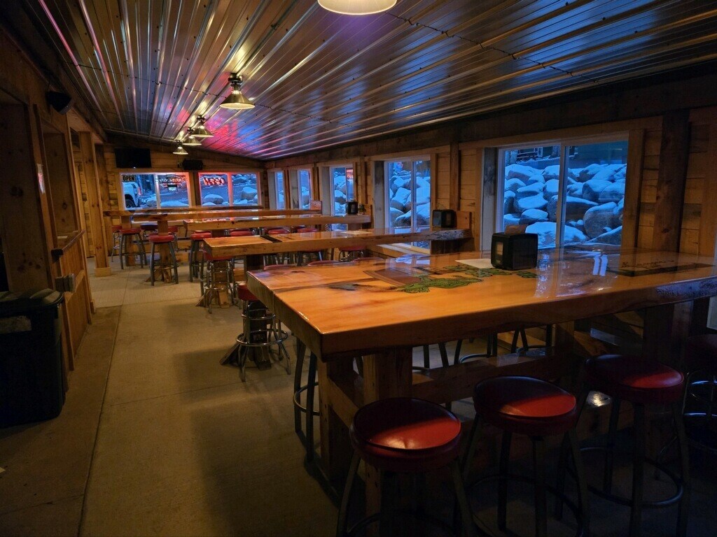 10689 Swamp Lake Rd, Tomahawk, WI 54487 - LaCanne's Resort on Swamp ...