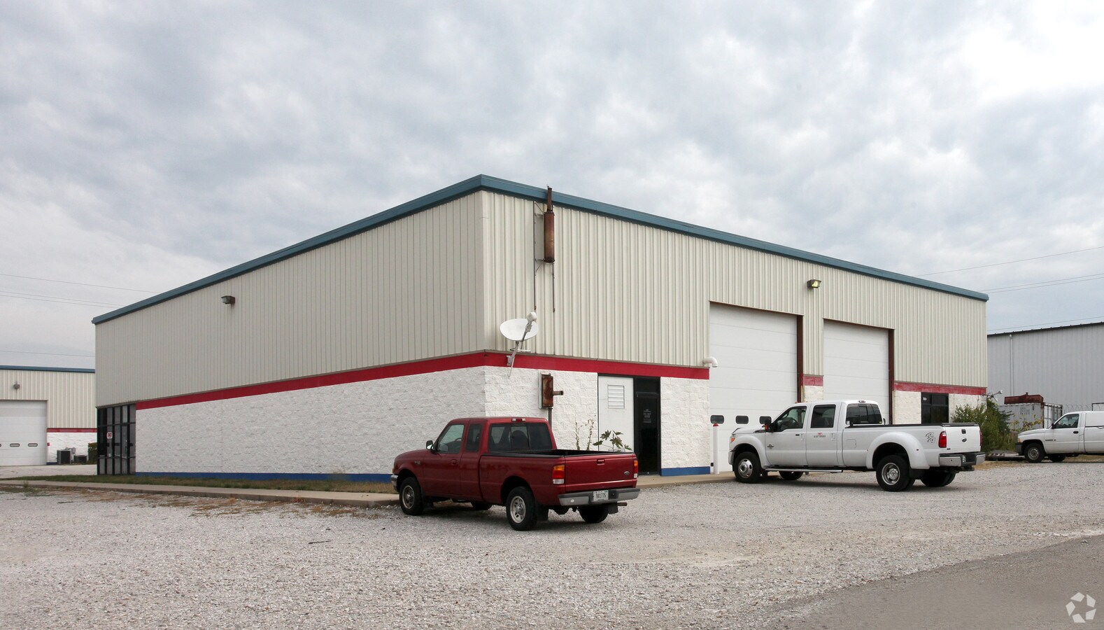 703 S Girls School Rd, Indianapolis, IN 46231 | LoopNet