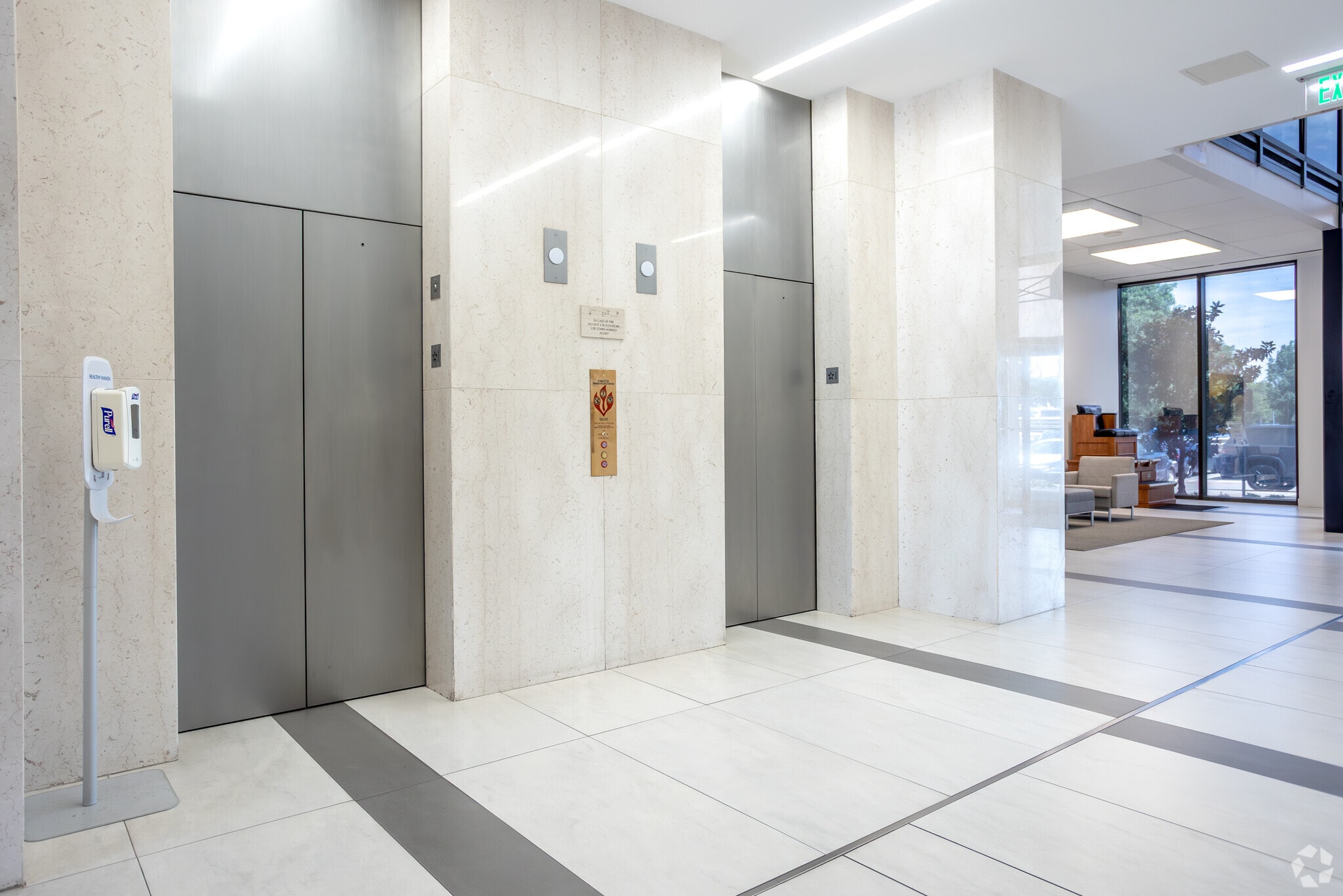 4201 Spring Valley Rd, Dallas, TX 75244 - Spring Valley | LoopNet