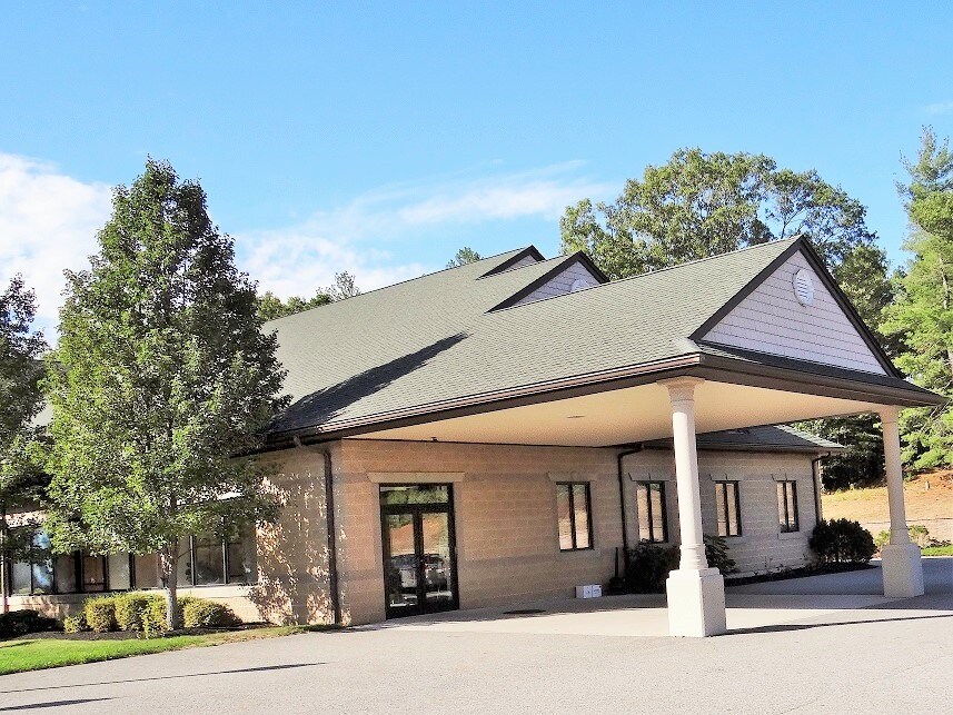 41 Sanderson Rd, Smithfield, RI 02917 | LoopNet