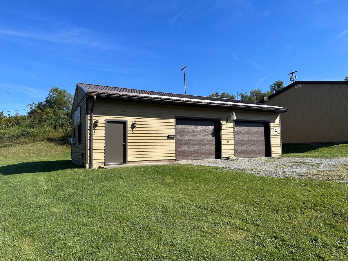 1 Bombardier Way, Bridgeport, WV 26330 | LoopNet