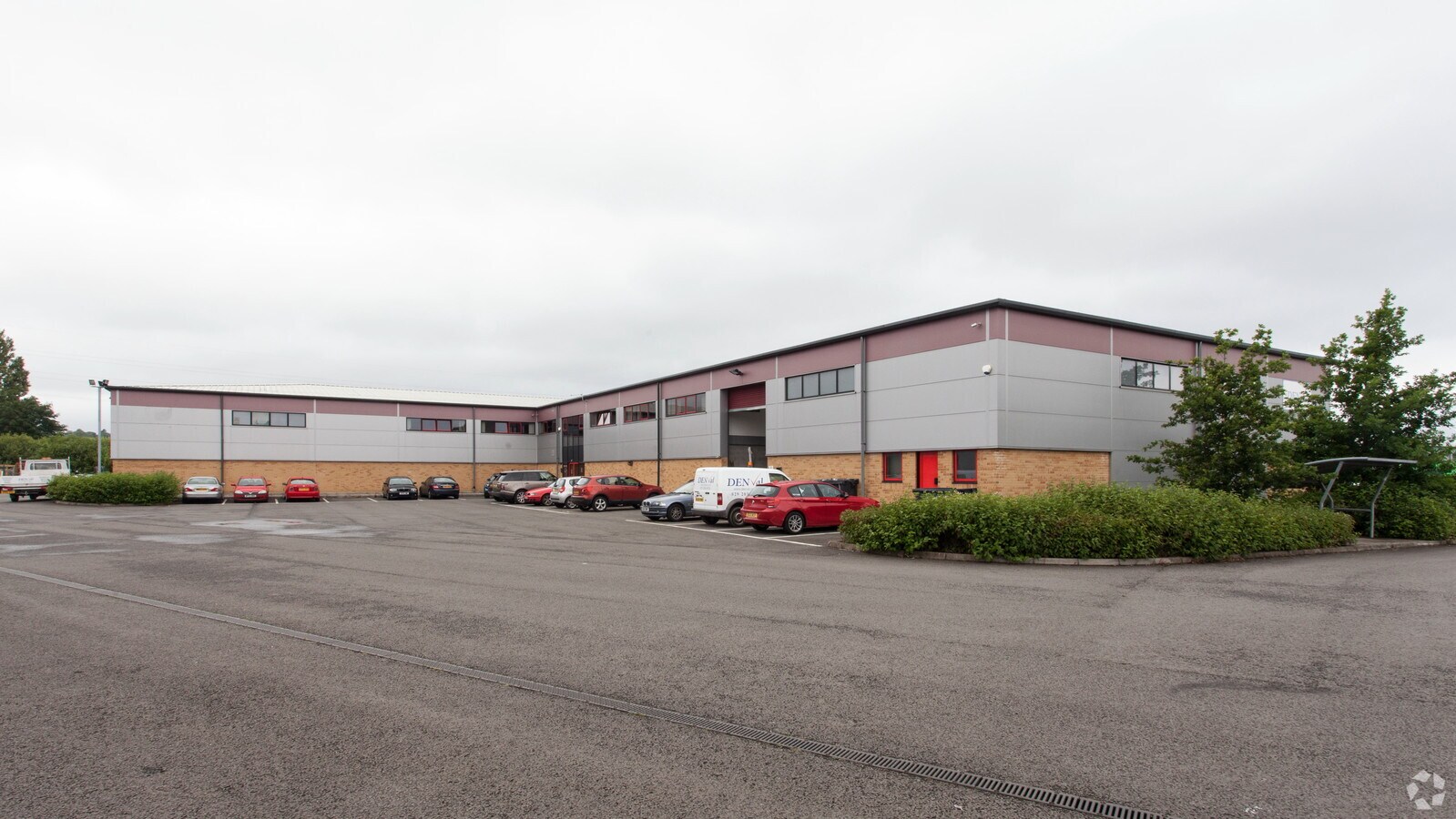 Parkway, Cardiff, CF3 2PZ | LoopNet