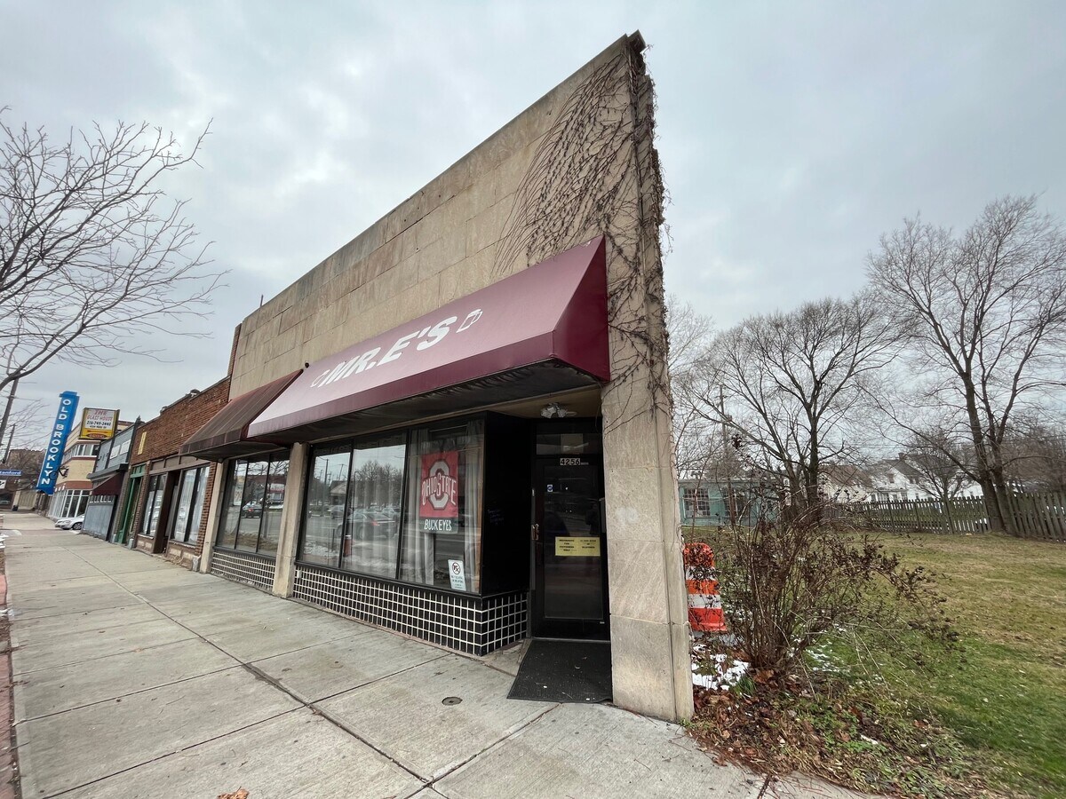 4256 Pearl Rd, Cleveland, OH 44109 | LoopNet