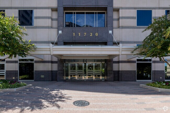 Stream Realty Partners, LP - Dallas Commercial Listings & Brokers | LoopNet