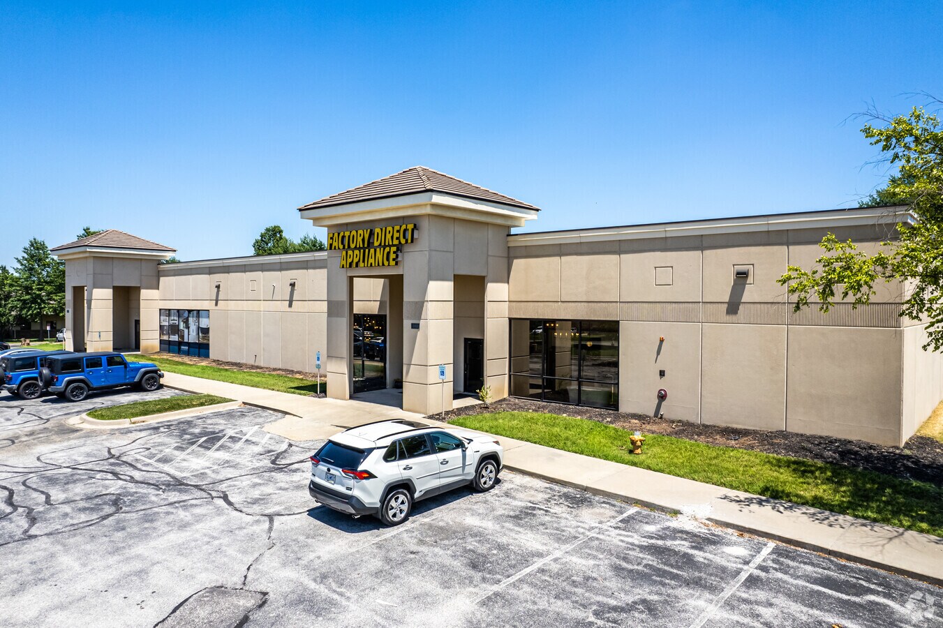 3401-3411 NE Ralph Powell Rd, Lees Summit, MO 64064 | LoopNet