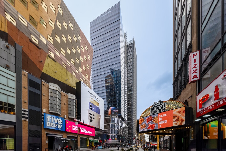 3 Times Sq, New York, NY 10036 - 3 Times Square | LoopNet