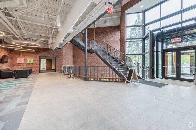 Commercial Real Estate for Sale | LoopNet