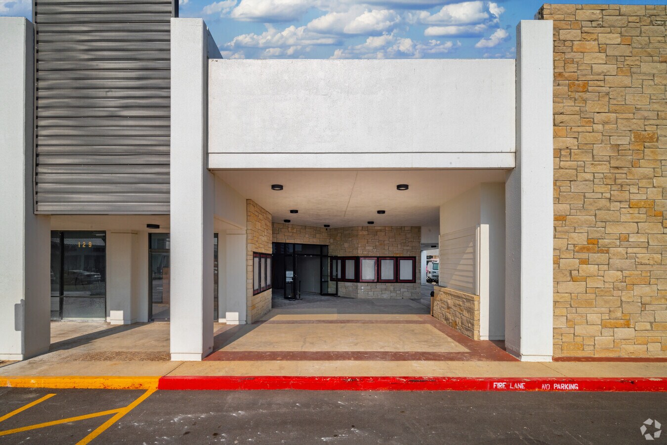 1255 SW Loop 410, San Antonio, TX 78227 - Retail For Sale | LoopNet
