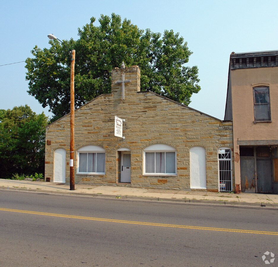 240 E Main St, Springfield, OH 45503 | LoopNet