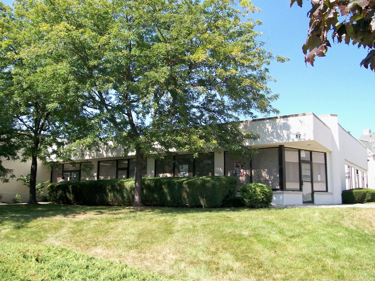 35 Broad St, Keyport, NJ 07735 | LoopNet