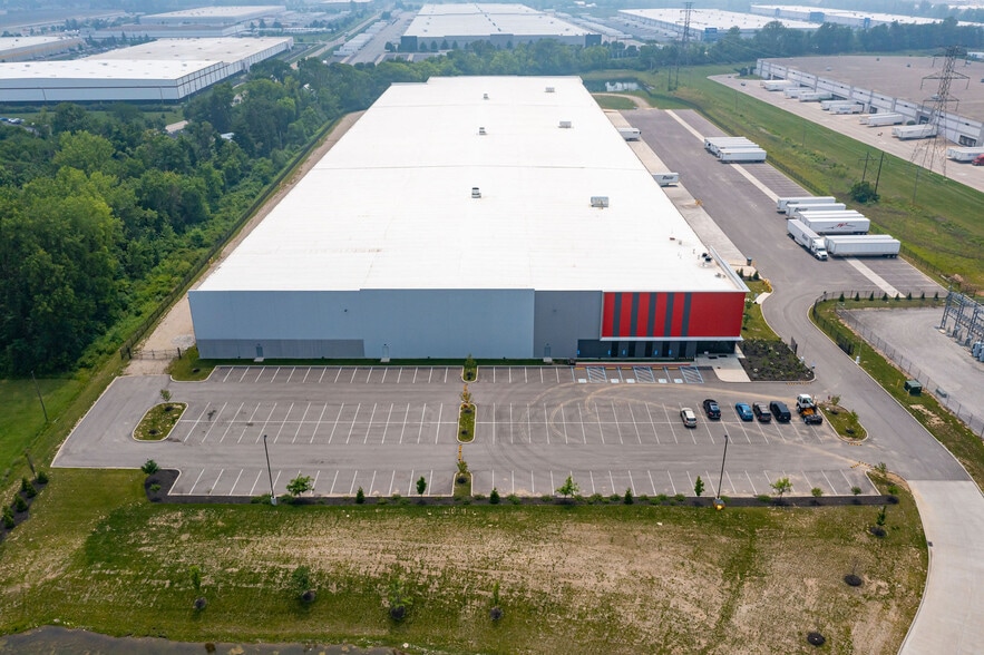 2155 Rohr Rd, Lockbourne, OH 43137 - The Cubes Rickenbacker | LoopNet