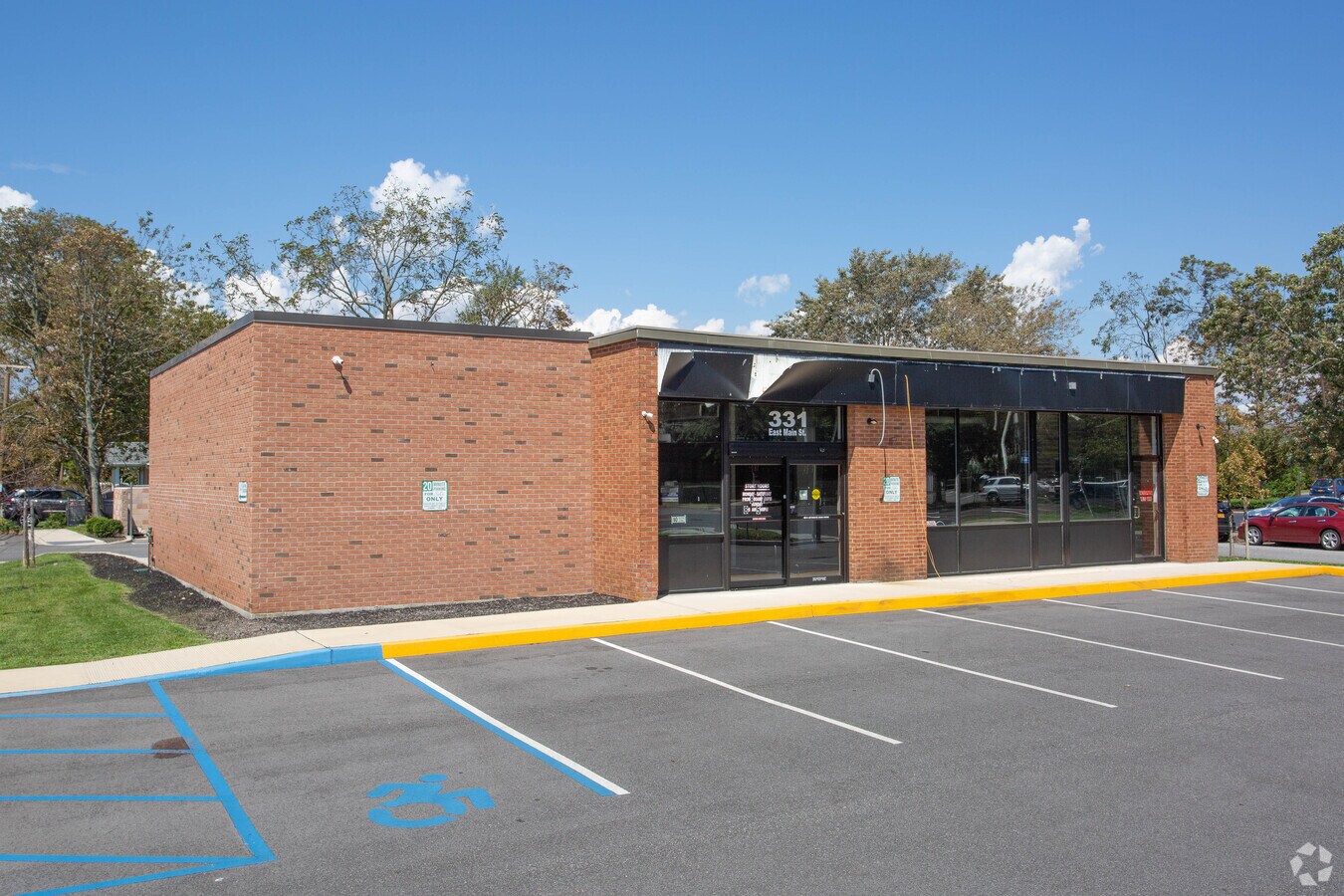 331 E Main St, Bay Shore, NY 11706 | LoopNet