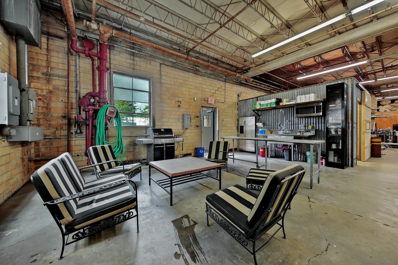 6626 Supply Row, Houston, TX 77011 | LoopNet