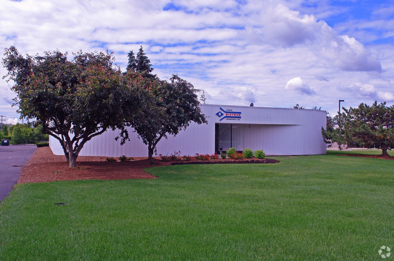 24469 Indoplex Cir, Farmington Hills, MI 48335 | LoopNet